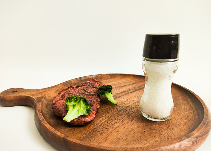 High Quality Glass Grinders with Plastic Cap Customizable Filler Options