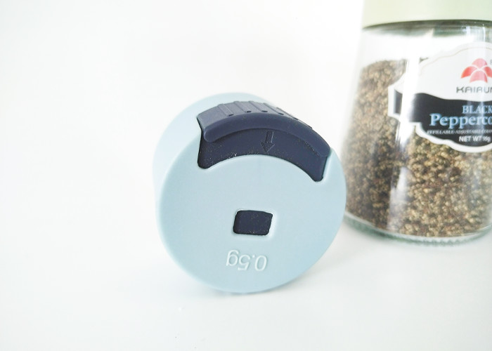 Kitchen Essential Refillable Spice Jars Custom Color / Capacity